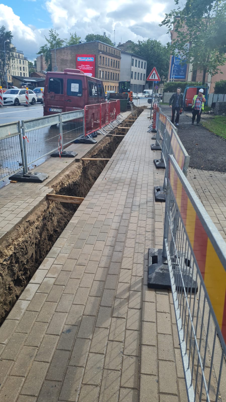 Design, construction and installation of external networks in the Rail ...